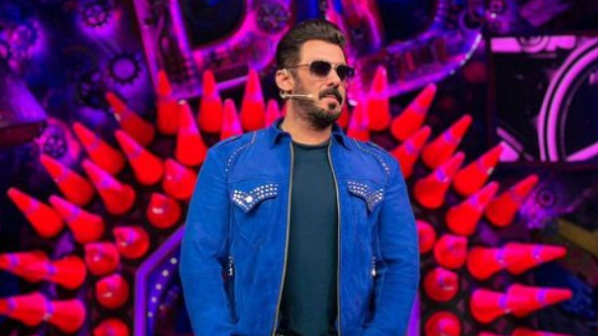 Salman Khan Sets The Stage On Fire With His Grand Entry In Bigg Boss